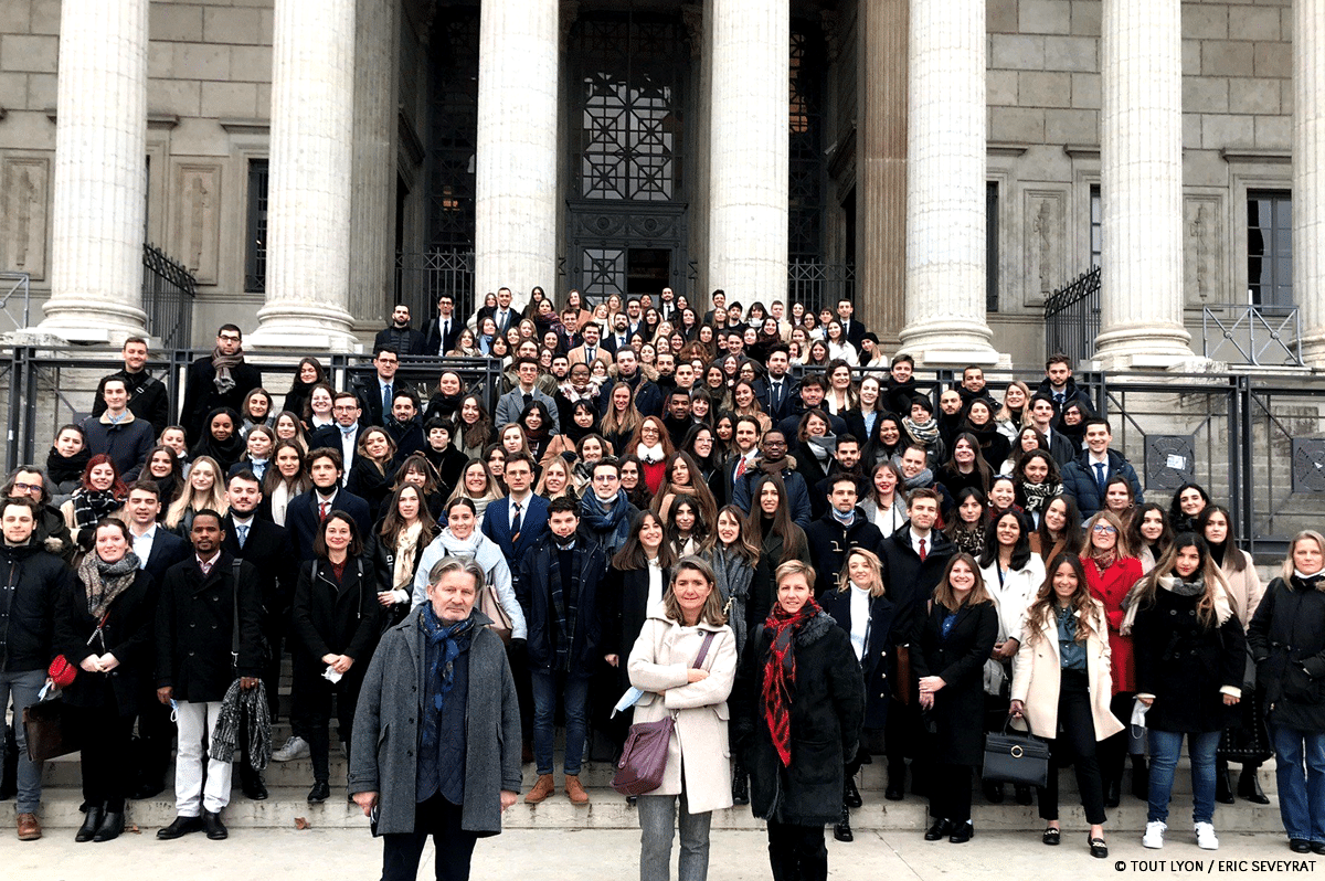 Le petit serment 2022 - L'École des Avocats - EDARA Le petit serment 2022 - L'École des Avocats - EDARA